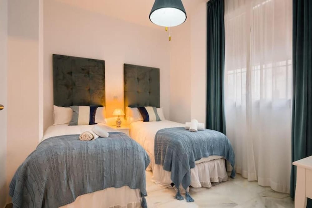 Flat Barrio Santa Cruz historic centre - Seville | Vrbo