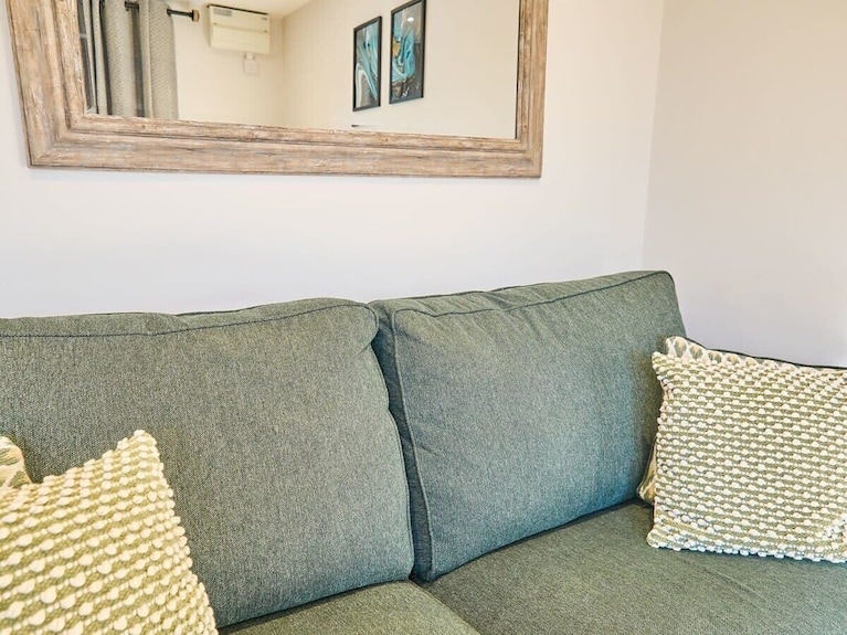 Host & Stay | Willow Barn - Kent