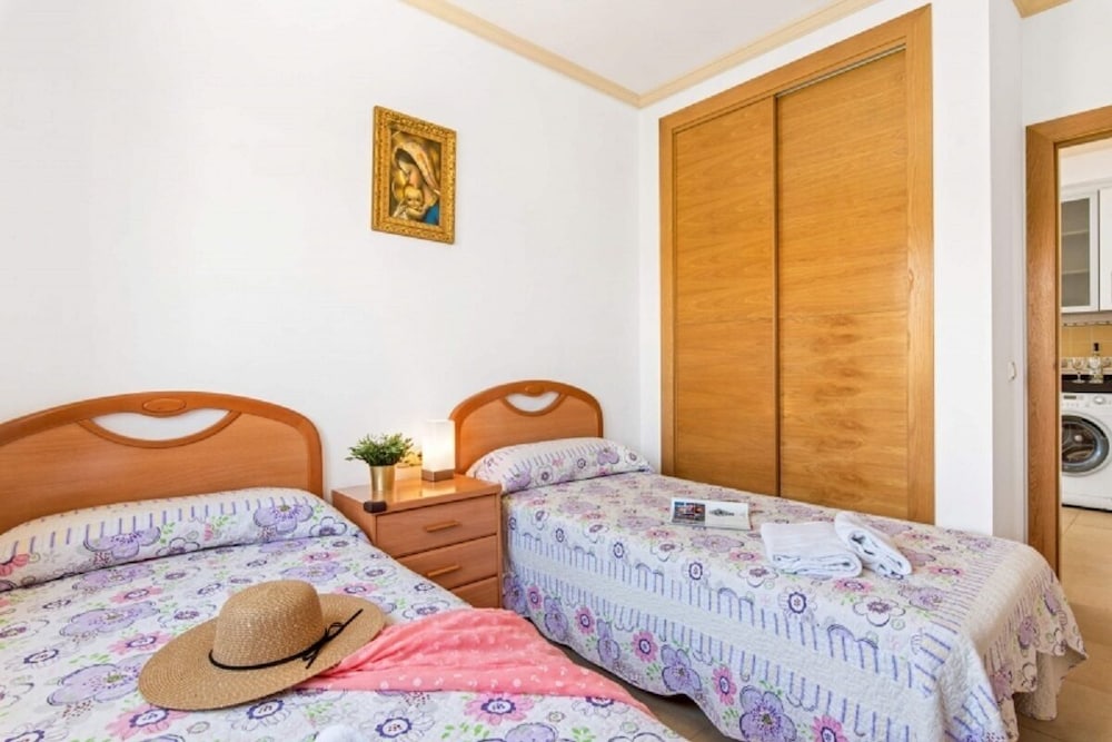 SAONA VILLAS (OL SERE): villa for 8 people, private swimming pool, air ...