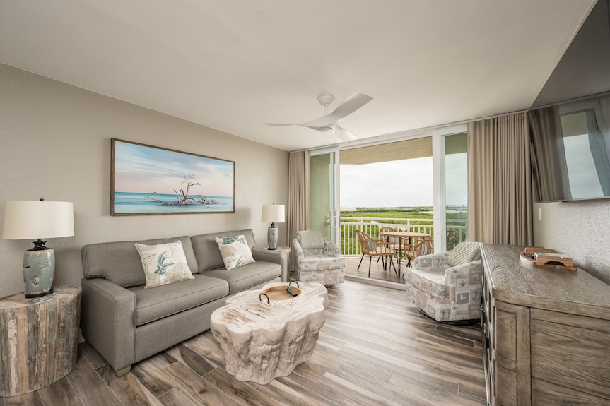 Welcome To Poseidon Too - A Newly, Completely Renovated Condo @ Sunrise Suites! - キー・ウェスト, FL