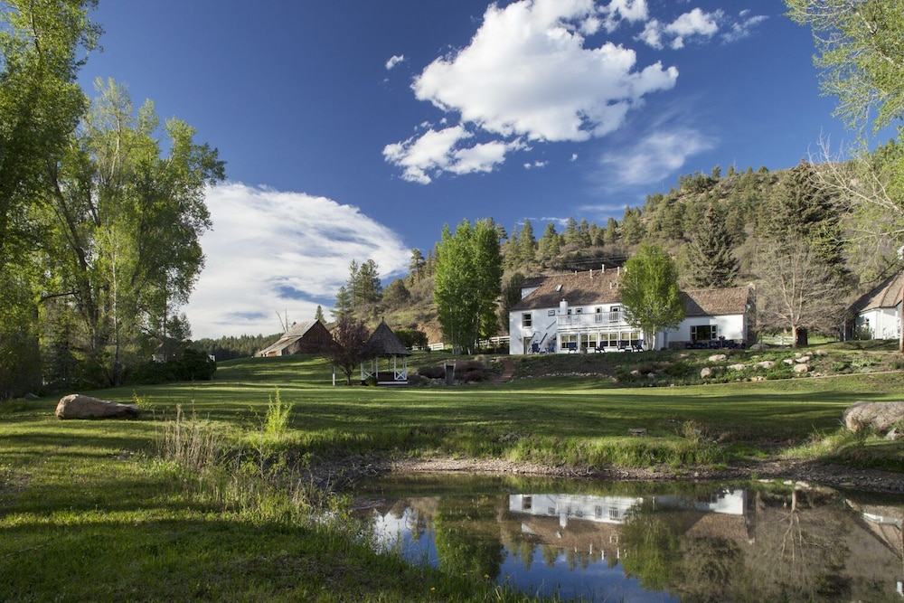 Antlers On The Creek Bed & Breakfast - Durango, CO
