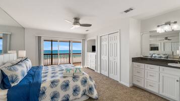 Casa de Férias, várias camas, pátio, vista para o oceano (17711 Front Beach Rd - Surfside 3) | Vista do alojamento