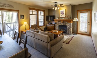 Apartamento em Condomínio Fechado, 2 quartos | Sala de estar