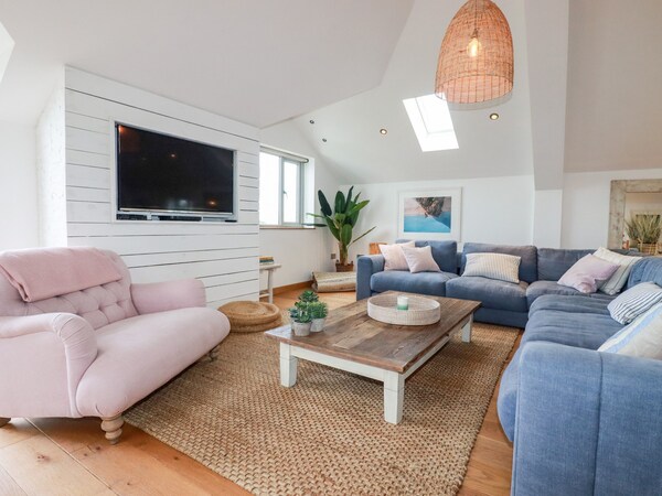 Sea View House - Pentire