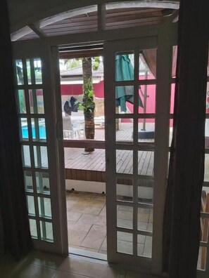 Roupa de alta qualidade, camas de colchão pillowtop, Wi-fi grátis 