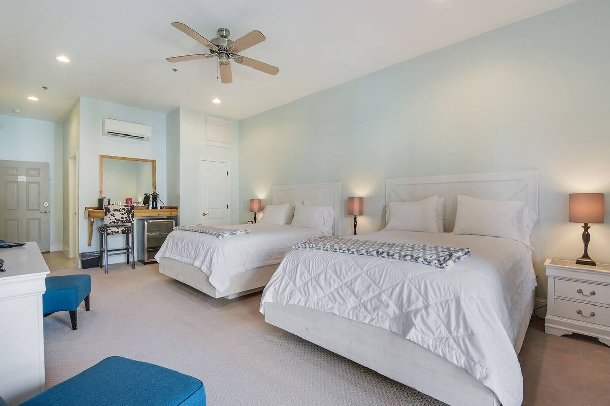 Hotel Whiskey in Pascagoula in Pascagoula: Find Hotel Reviews, Rooms ... Hotel Whiskey in Pascagoula in Pascagoula: Find Hotel Reviews, Rooms ...