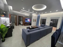 Smart TV de 45 polegadas com canais digitais 