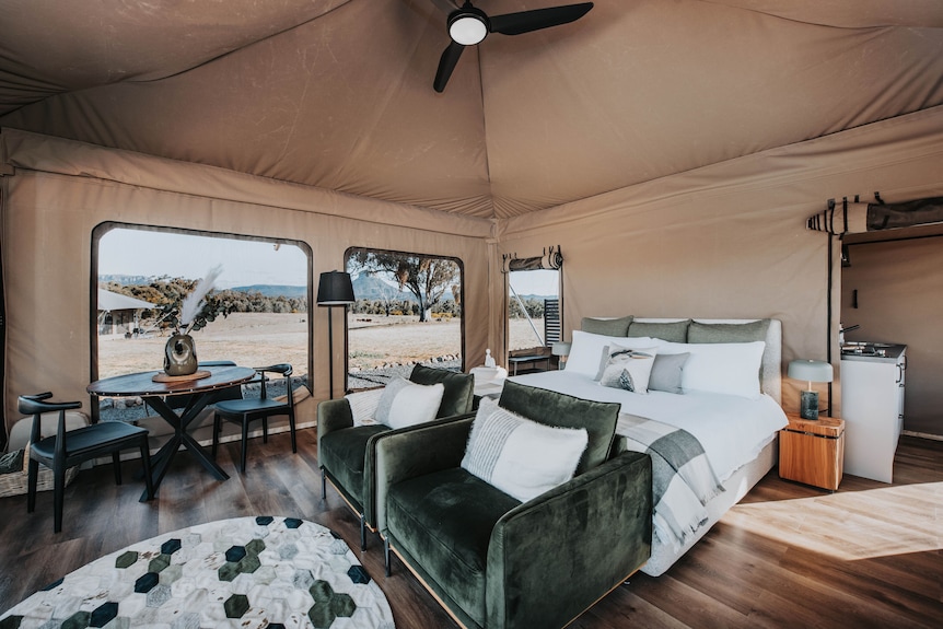 Glamping At Wildnest Farmstay - Kookaburra - 藍山
