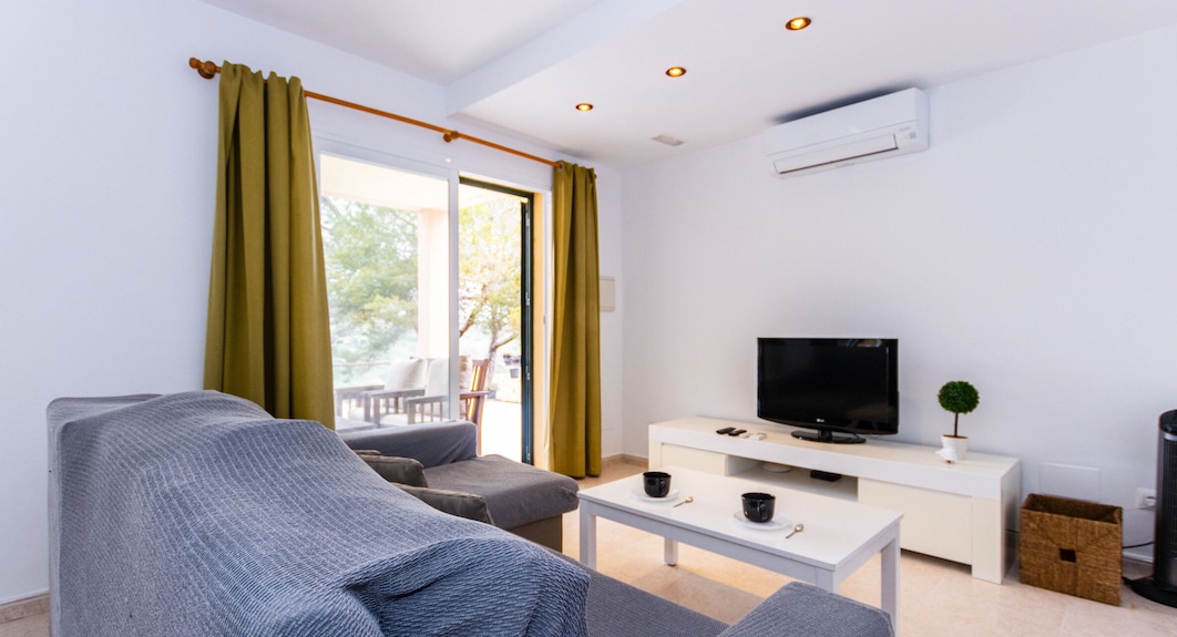 Cala Mendia Beach House 1 In Front Of The Beach With Sea Views - Cala Murada