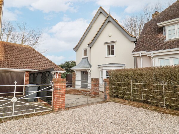 9 Church Farm Rise - Aldeburgh