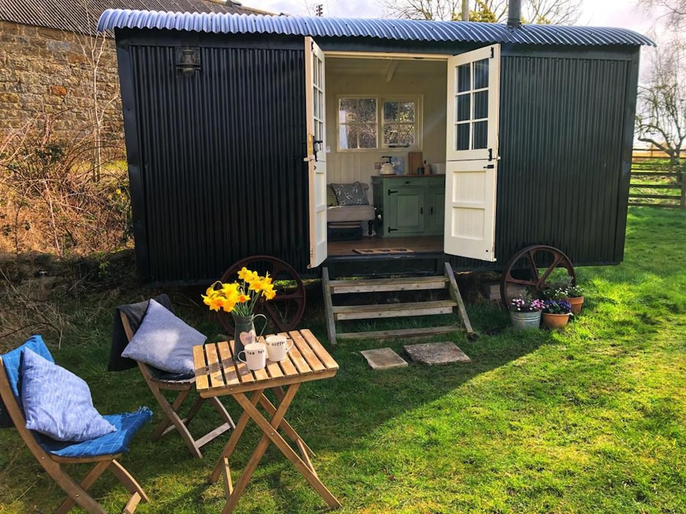 Shepherd Hut Glamping In Northumberland - Newcastle upon Tyne