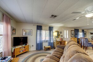 Casa (2 Bedrooms) | Interior