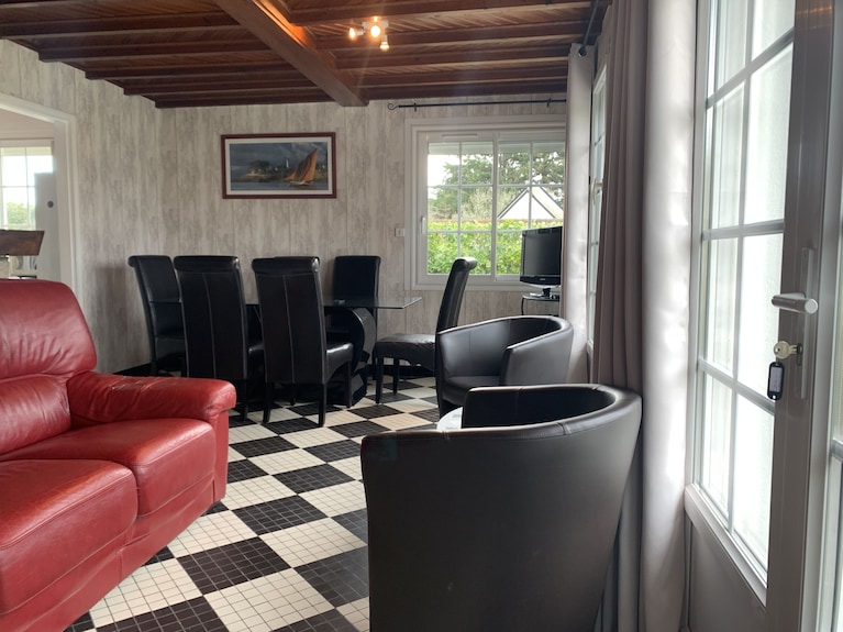 Lumineuse Maison à 500 M De La Plage Batie Sur Un Grand Jardin Clos De 1000 M2 - Arzal