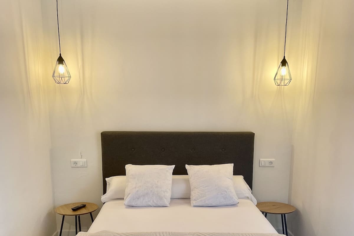 Quarto standard, 1 quarto | Escrivaninha, Wi-Fi de cortesia, roupa de cama