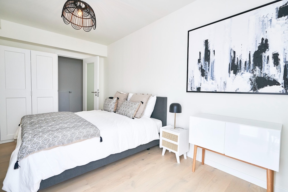 Nato&eu 1br Aprt- Free Parking/washer/luggage Room - Regione Bruxelles, Belgio