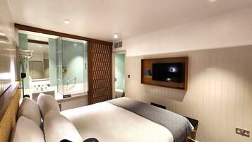Quarto casal básico | Frigobar, quartos à prova de som, Wi-Fi de cortesia, roupa de cama