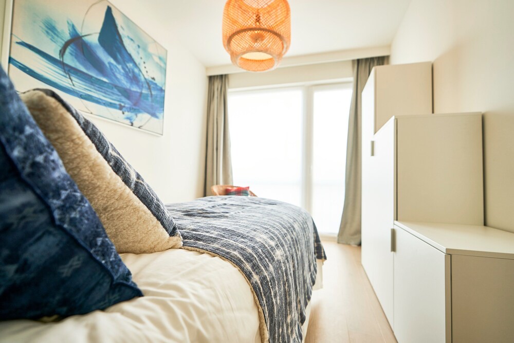 Nato&eu 2br Apt - Free Parking/washer/luggage Room - Uccle