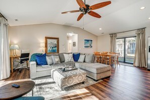 Casa (2 Bedrooms) | Interior