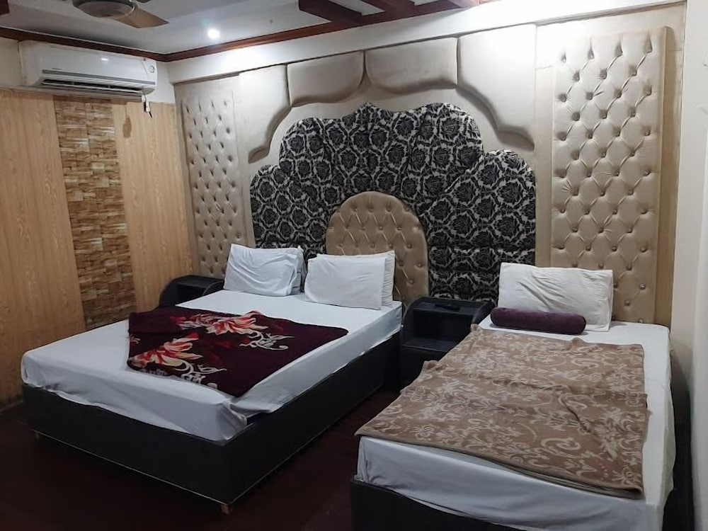 Hotel Crown City - Islamabad