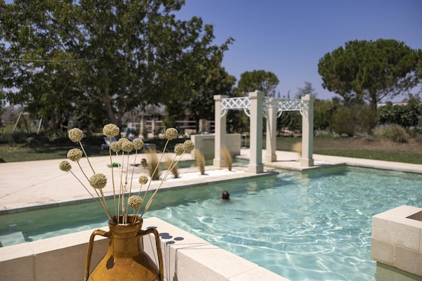 Piscina exterior sazonal