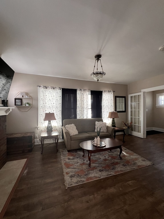 Updated Cozy Home Just Two Blocks From Downtown Wisconsin Dells. - Wisconsin Dells, WI