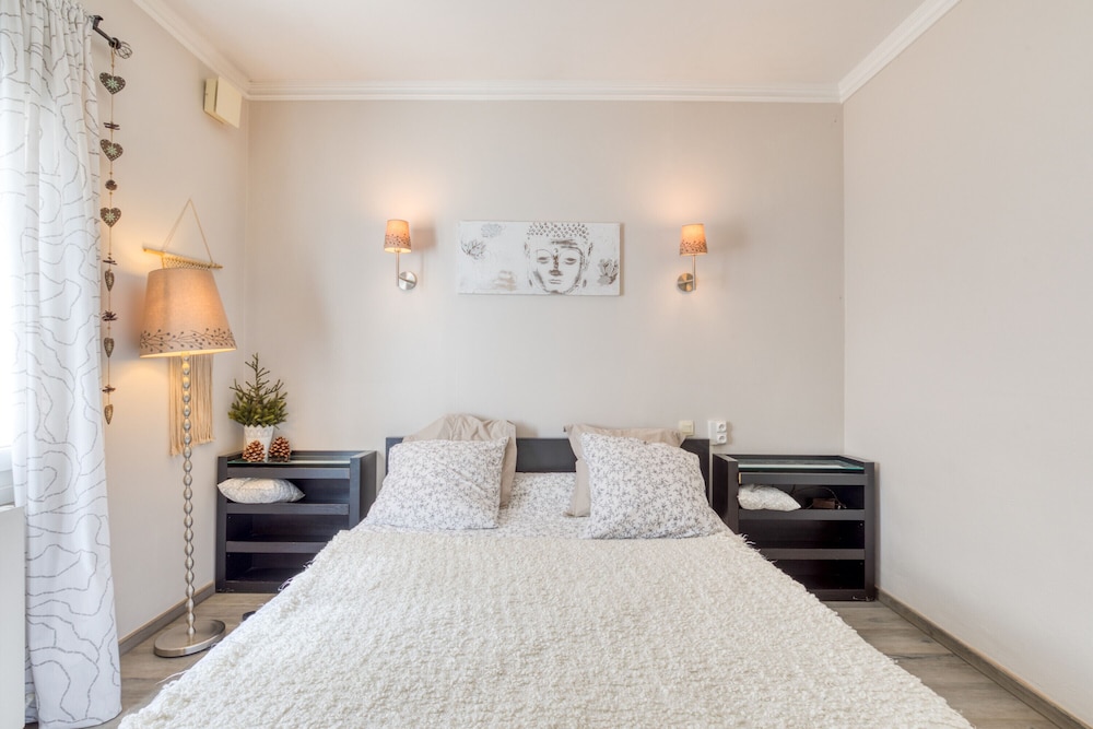 Ferienhaus 'Maison De La Plage' Mit Privater Terrasse, Wlan Und Klimaanlage - Sète
