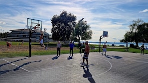 Campo de basquetebol