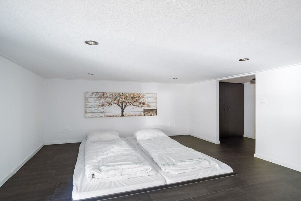 Holiday Home Maridu Forest Cube - Arnhem | Vrbo