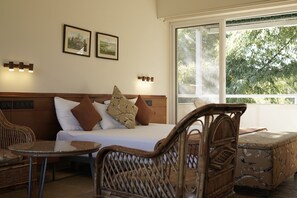Vila superluxo | Opções para refeição no quarto