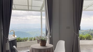 Villa Romântica, 1 cama king-size | 1 quarto, roupa de alta qualidade, camas de colchão Select Comfort
