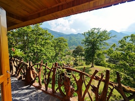 Dormitório Partilhado Standard, em dormitório misto, junto ao pátio | Roupa de alta qualidade, edredões de penas, camas de colchão pillowtop 