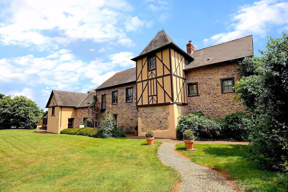 Maison D'hôtes Et Gîte Au Manoir De La Haute Pilais - Chantepie