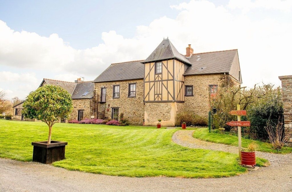 Maison D'hôtes Et Gîte Au Manoir De La Haute Pilais - Chantepie