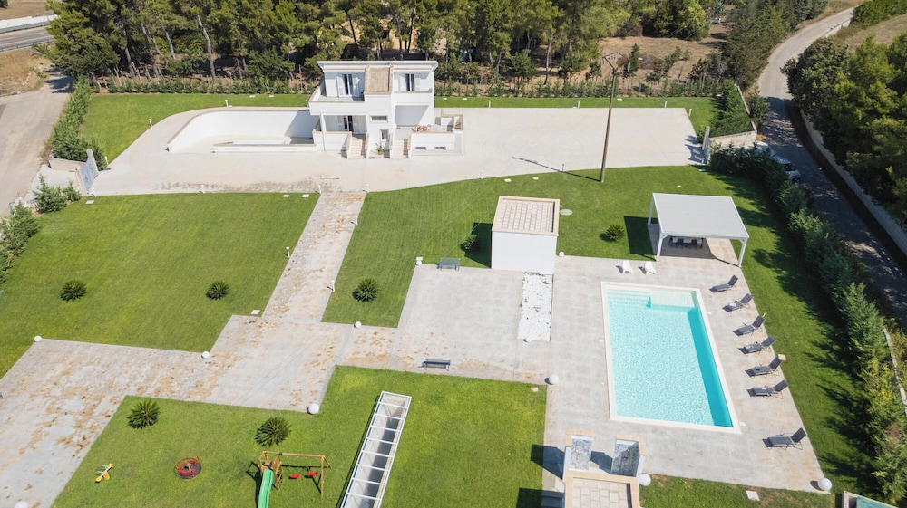 Villa Cristal Pool And Padel - Galatina