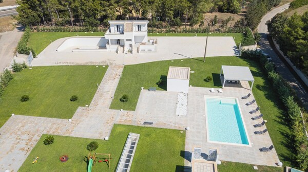 Villa Cristal Pool And Padel - Galatina