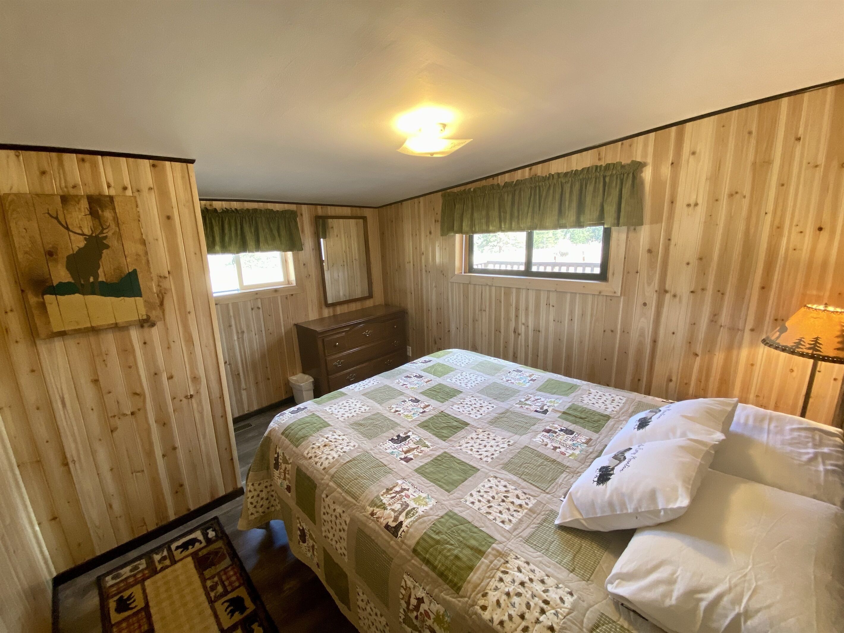 Eagle Cliff Retreat - Hot Tub, Wildlife, & Views (22-res0263) Sale! - Estes Park, CO