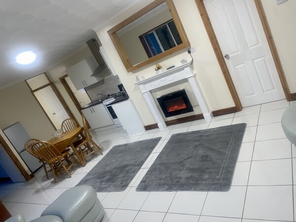Beautiful 3-bed Bungalow In Bawtry Doncaster - England