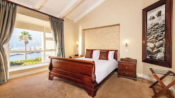 Quarto Deluxe | Secretária, secretária adequada para computadores portáteis