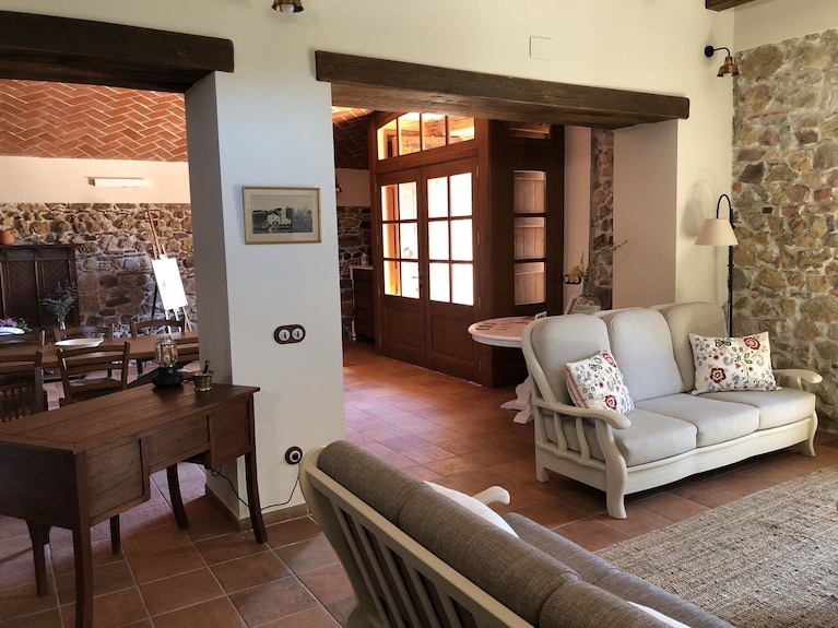 Farmhouse 10th Century Nearby Barcelona For 12 People With Pool And Garden - Terrassa