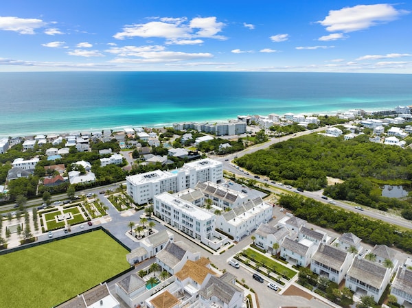 Kaiya Beach Resort - Rosemary Beach, FL