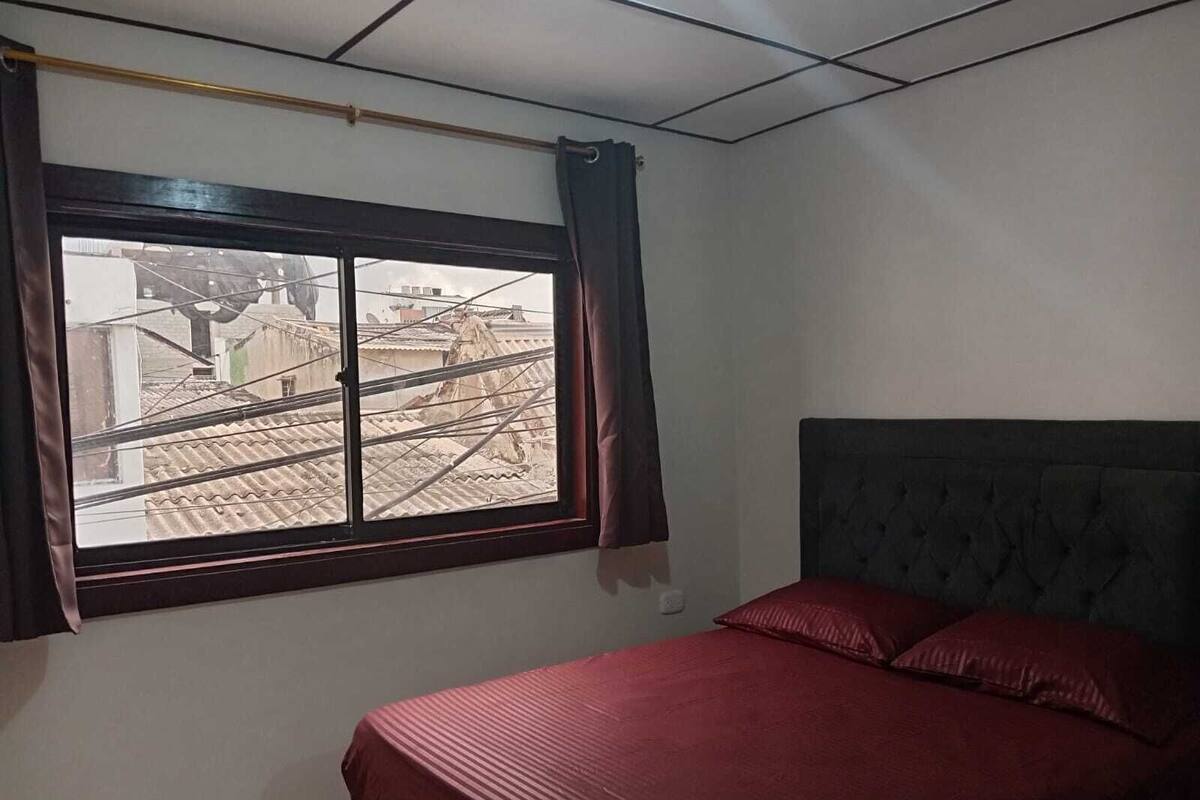 Roupa hipoalergénica, minibar, com mobília individualizada