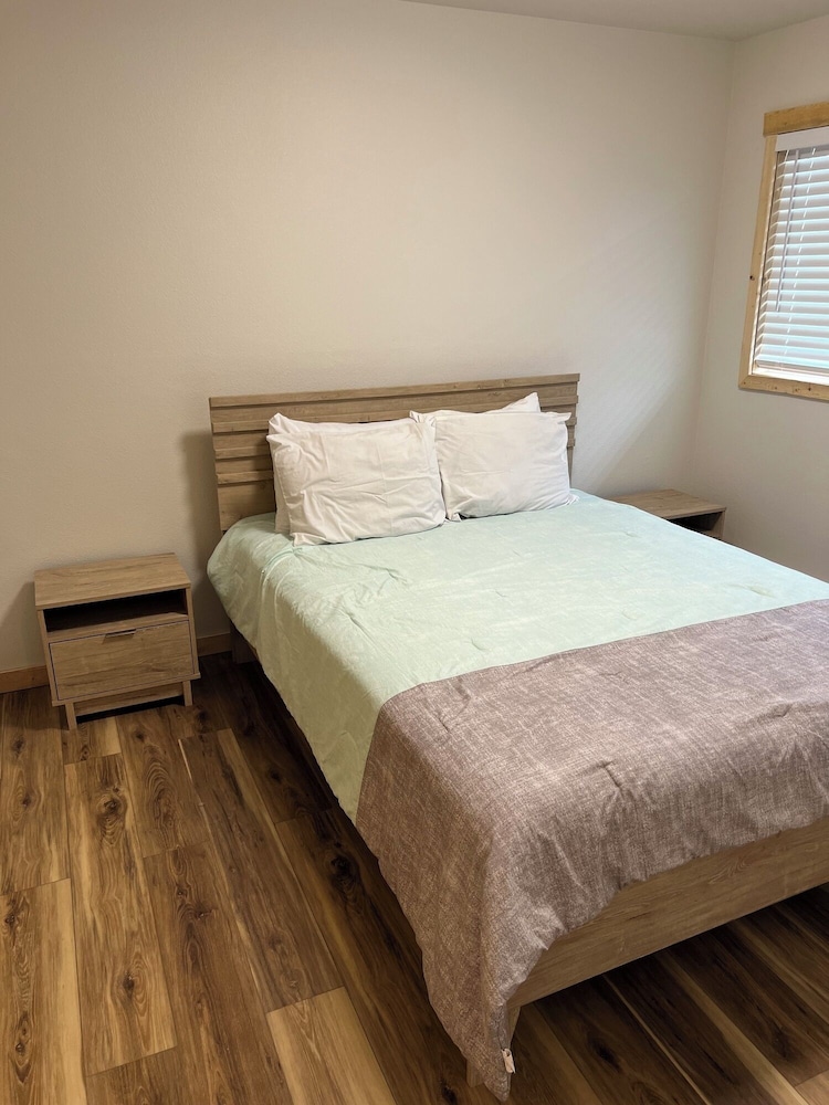 Kenai River Suites 2 Bedroom 1 Bathroom On The River - Kenai, AK