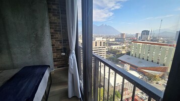 Apartamento Comfort, 1 cama de casal e sofá-cama | Vista do quarto