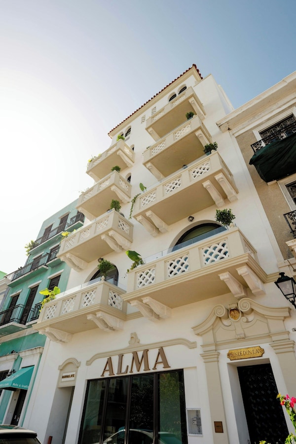 Alma San Juan - Puerto Rico