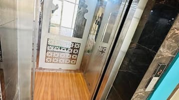 Estúdio Deluxe | Terraço/pátio interior