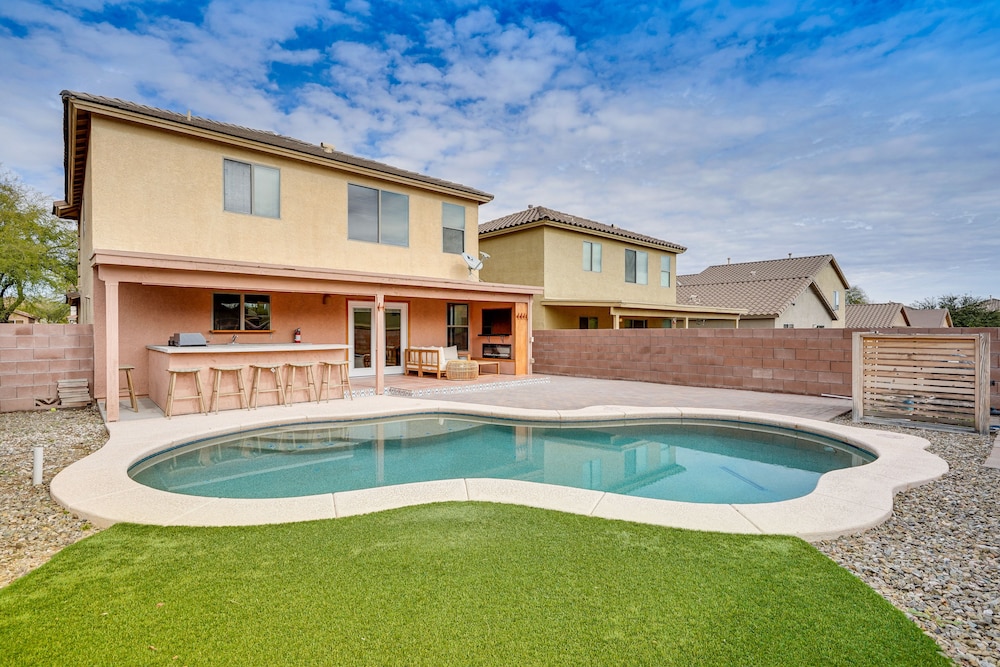 Gorgeous Green Valley Home: Patio & Private Pool! - Green Valley, AZ