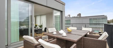 Apartamento Executivo, 2 quartos, 2 casas de banho | Terraço/pátio interior