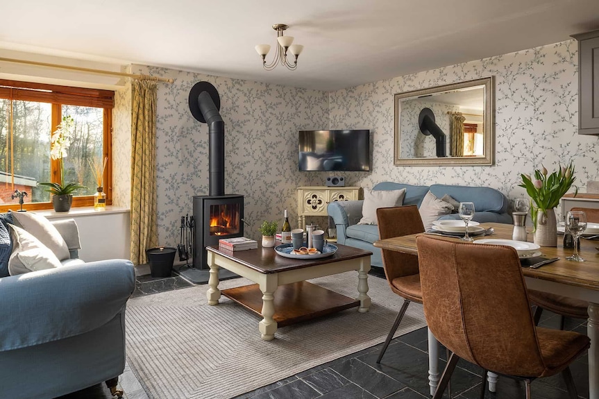 A Stone Cottage That Sleeps 4 Guests In 2 Bedrooms - Exmoor