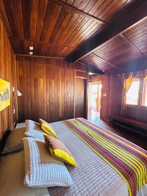 Quarto Duplo Comfort, 1 quarto, vista para a montanha | Roupa de alta qualidade, camas de colchão Tempur-Pedic, secretária 