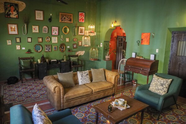 Kuka Y & Letras - Mérida